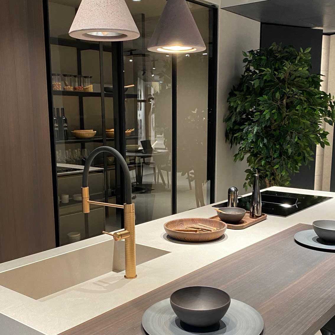 Flagship Store Paris de Florim - Campana superfície Flow